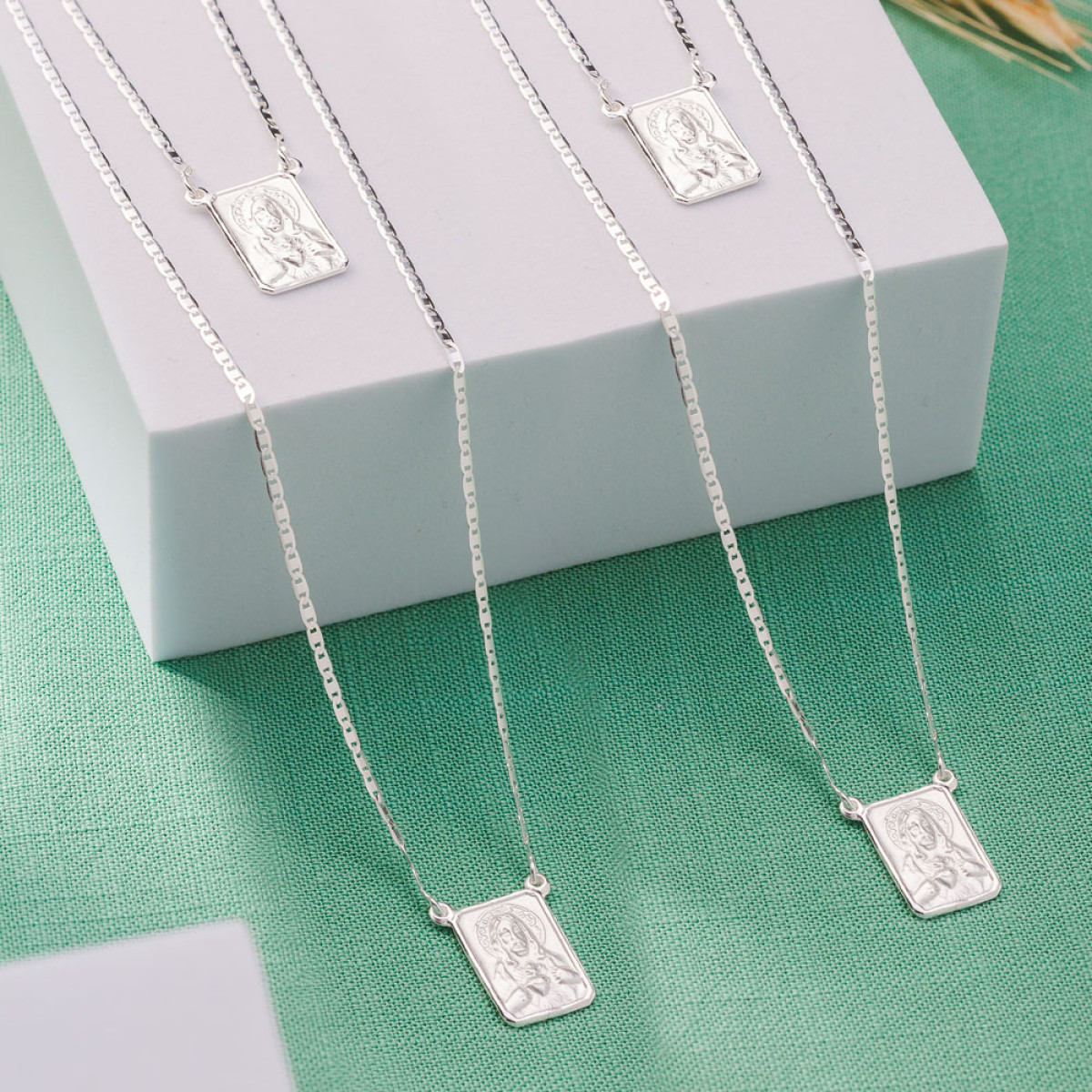 Escapulário Prata Dupla Face S. C. de Jesus e NSra. do Carmo com ...